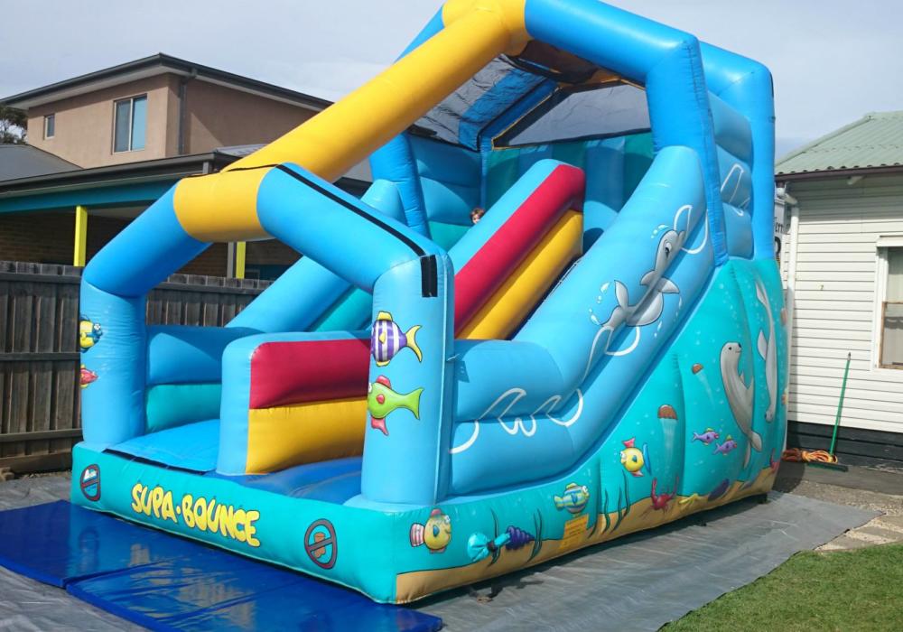 Supa bounce sea slide - Izzy's Castles N More